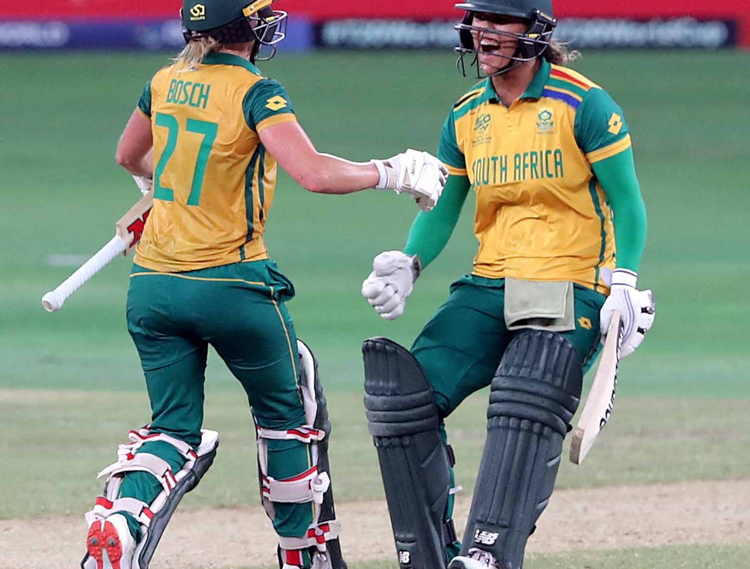 Bosch Leads SA to T20 Women's World Cup Win Over Australia - HOT 102.7FM