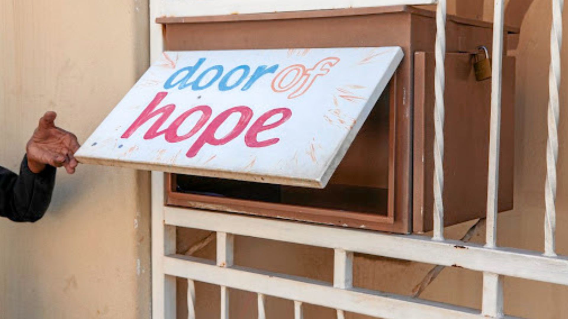 Families plead: baby savers give life, not loss